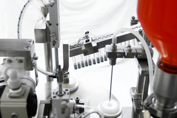 Prefilled Syringe Vacuum Filling And Stoppering Machine For Water Agent