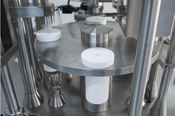 Prefilled Syringe Vacuum Filling And Stoppering Machine For Gelatin